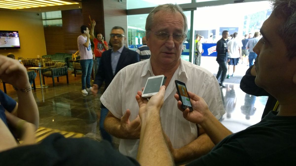 Broglia, crítico con la superliga