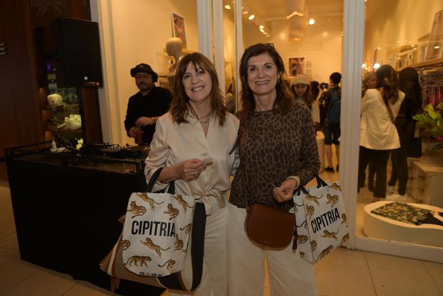 Cipitria, presentó su nueva colección SS25 en Alto Rosario Shopping