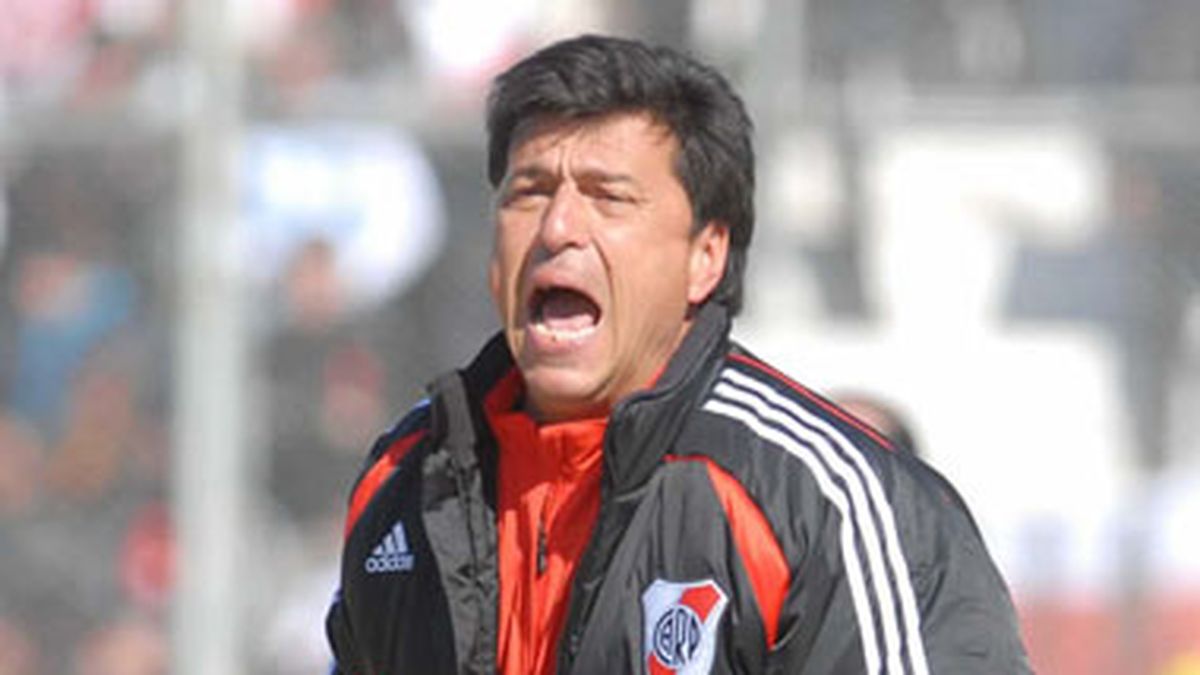 Daniel Passarella es el segundo defensor más goleador de la historia