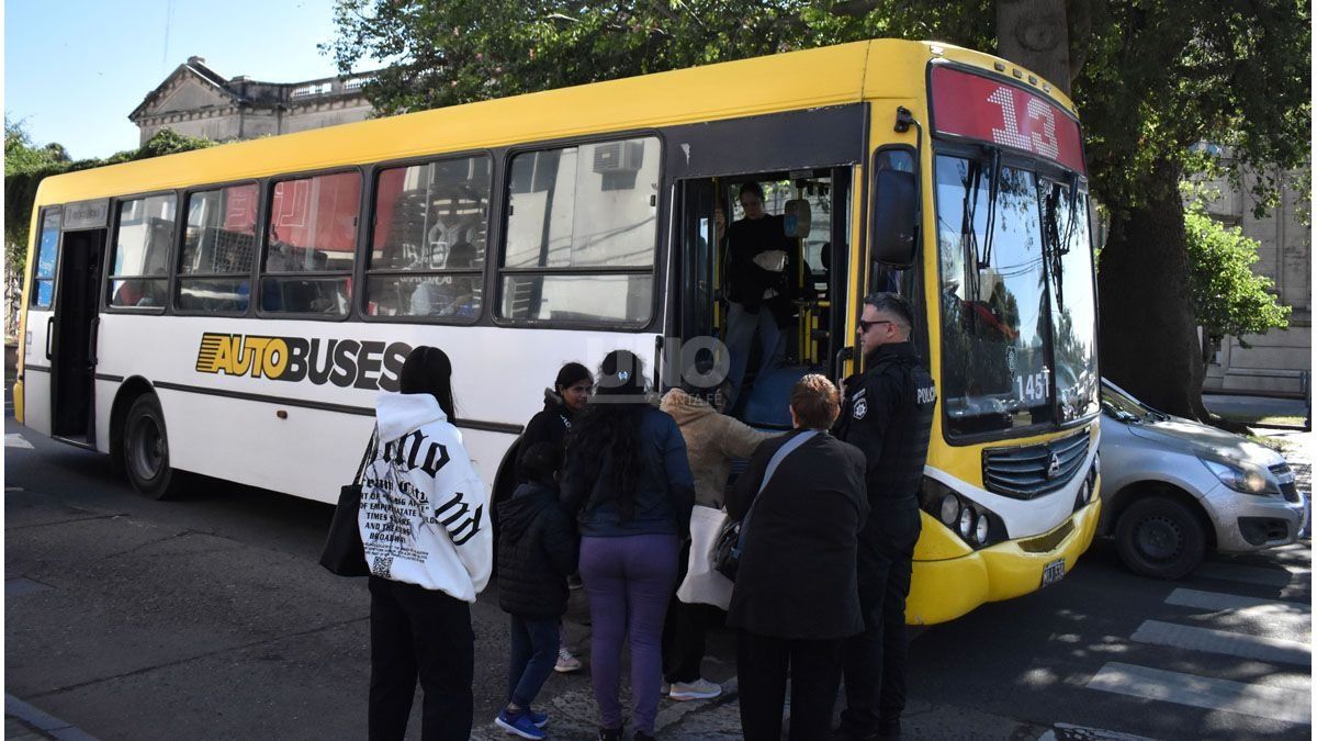 La tarifa del boleto de colectivos pasará a costar $940 en la ciudad de ...