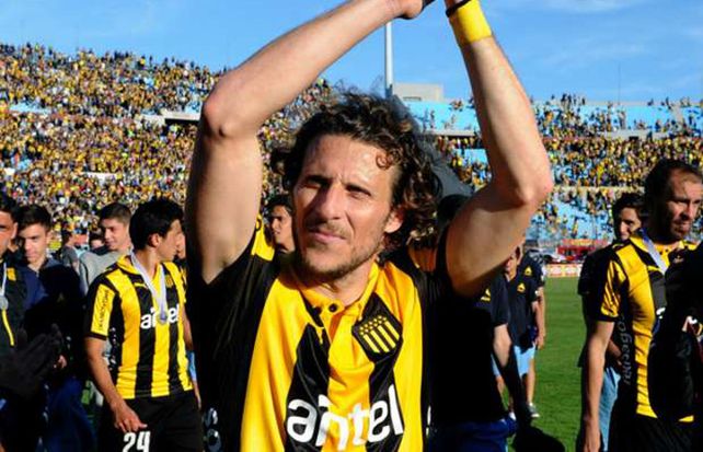 Diego Forlán cumplió su sueño de ser campeón en Uruguay con Peñarol