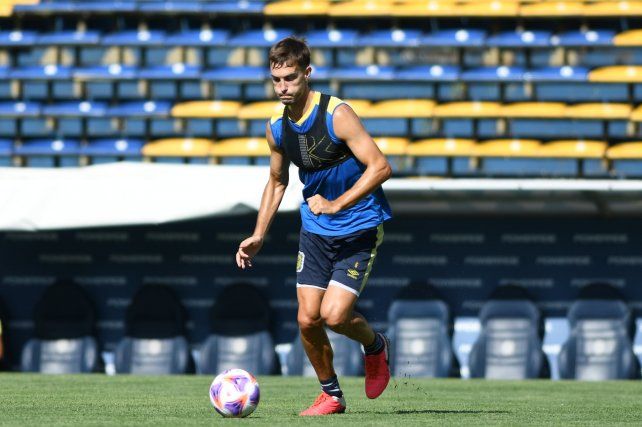 Central: Komar se ganó la confianza de Miguel Russo