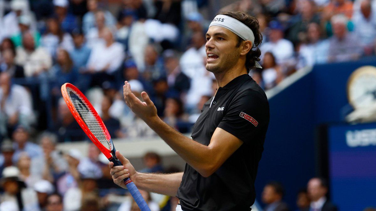 Fritz aprovechó el día de furia de Medvedev y debutó con triunfo en las ...
