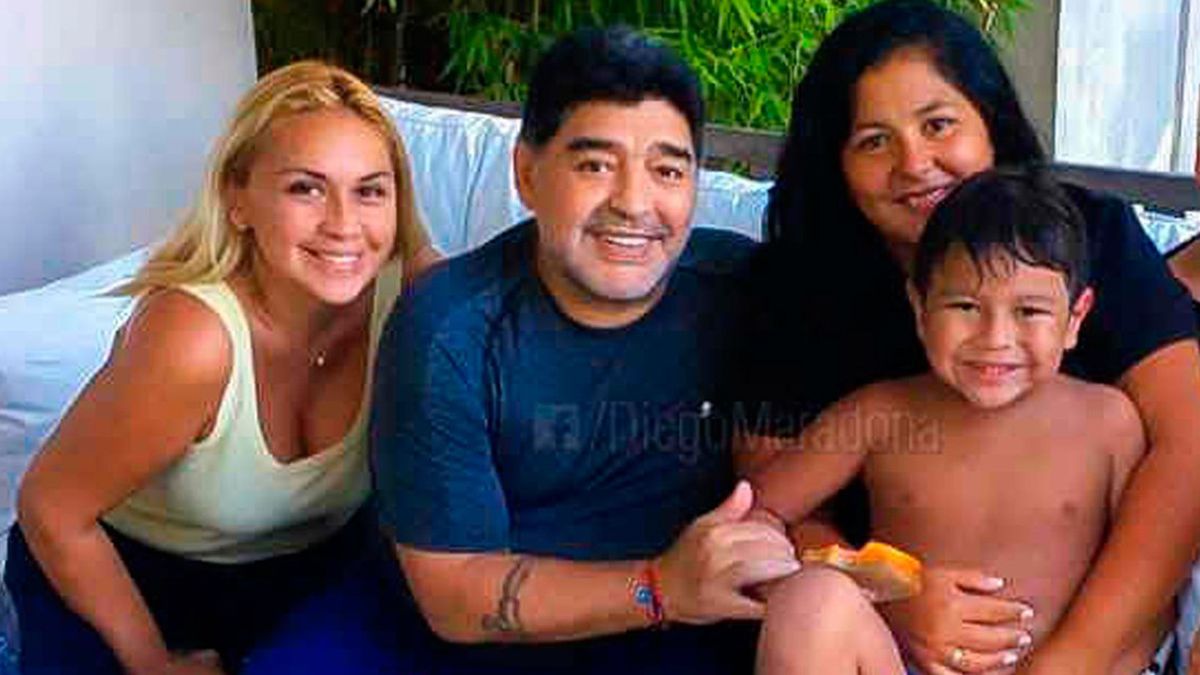 Las primeras imágenes de Diego Maradona y Verónica Ojeda juntos en México