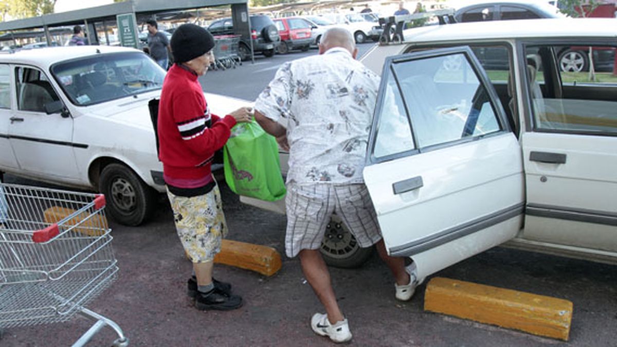 Si tenemos que llevar la tarifa de remises al precio real, el aumento ...