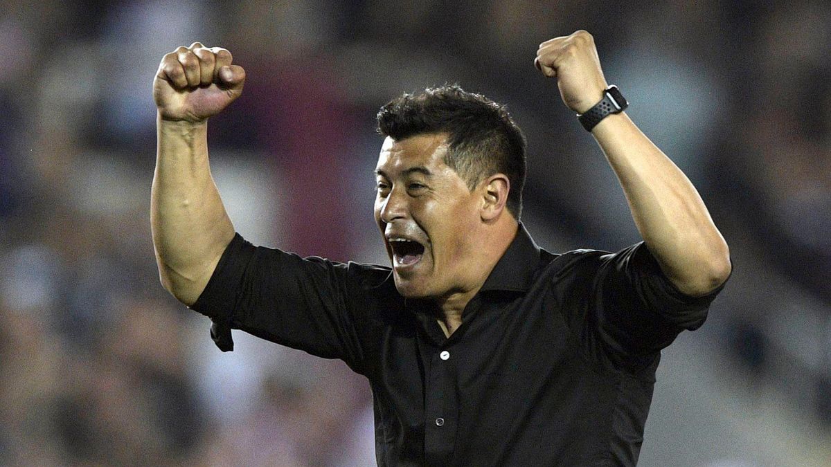 Almirón debuta en San Lorenzo