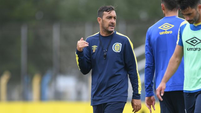 Rivarola: Es un placer ver a los chicos de reserva jugando en primera