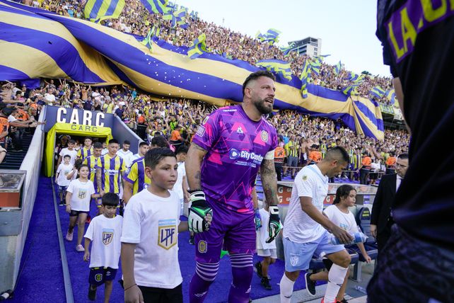 Central tiene en su plantel a varios futbolistas con 100 o más cotejos ...