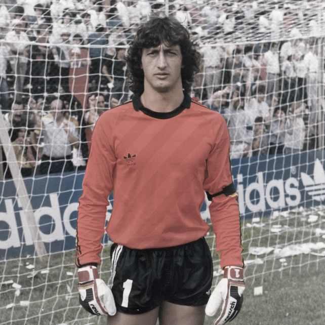 El Gringo Scoponi, una leyenda del arco de Newells, analiza qué puede ...