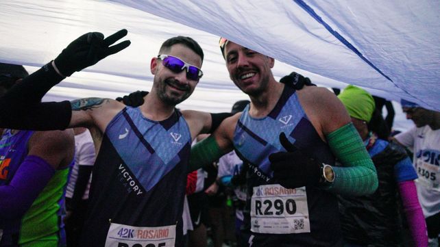 Postales del color y la alegría de la Maratón Internacional de la Bandera