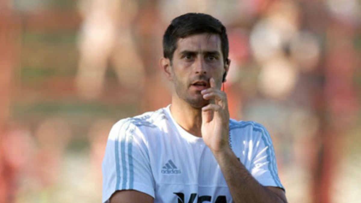 Minadeo echó por teléfono a Corradini, el ayudante de campo de Las Leonas