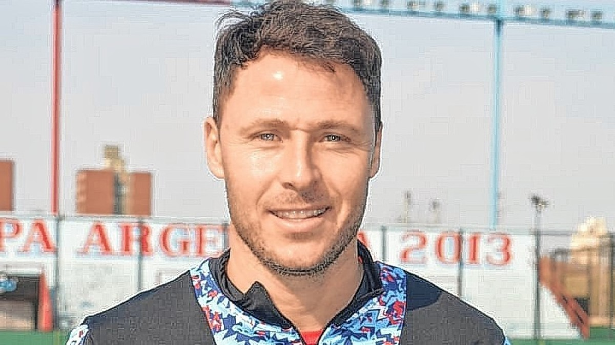 Israel Damonte asumió como nuevo entrenador de Arsenal