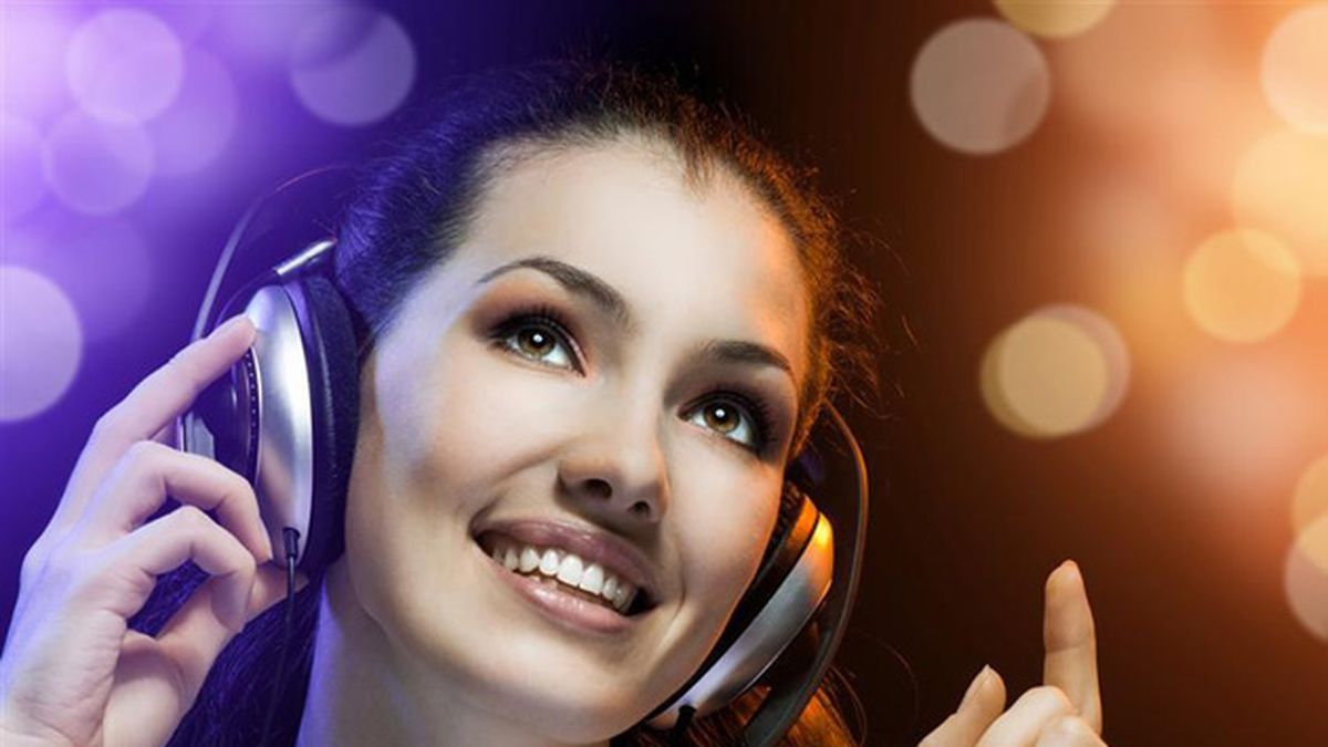 Escuchar música atrae mayor felicidad y permite encontrar caras alegres ...