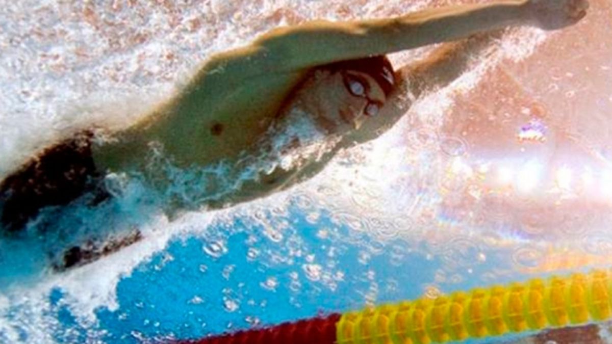 Grabich hizo record nacional en 50 metros espalda pero no llegó a la final