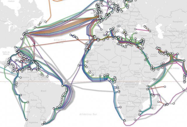 Así es la red de cables que atraviesan los océanos y que nos conecta a ...