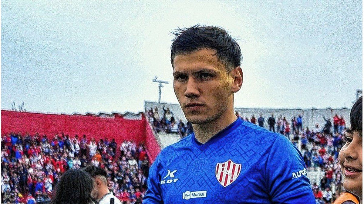 Enzo Roldán, con fecha definida para su operación en Unión