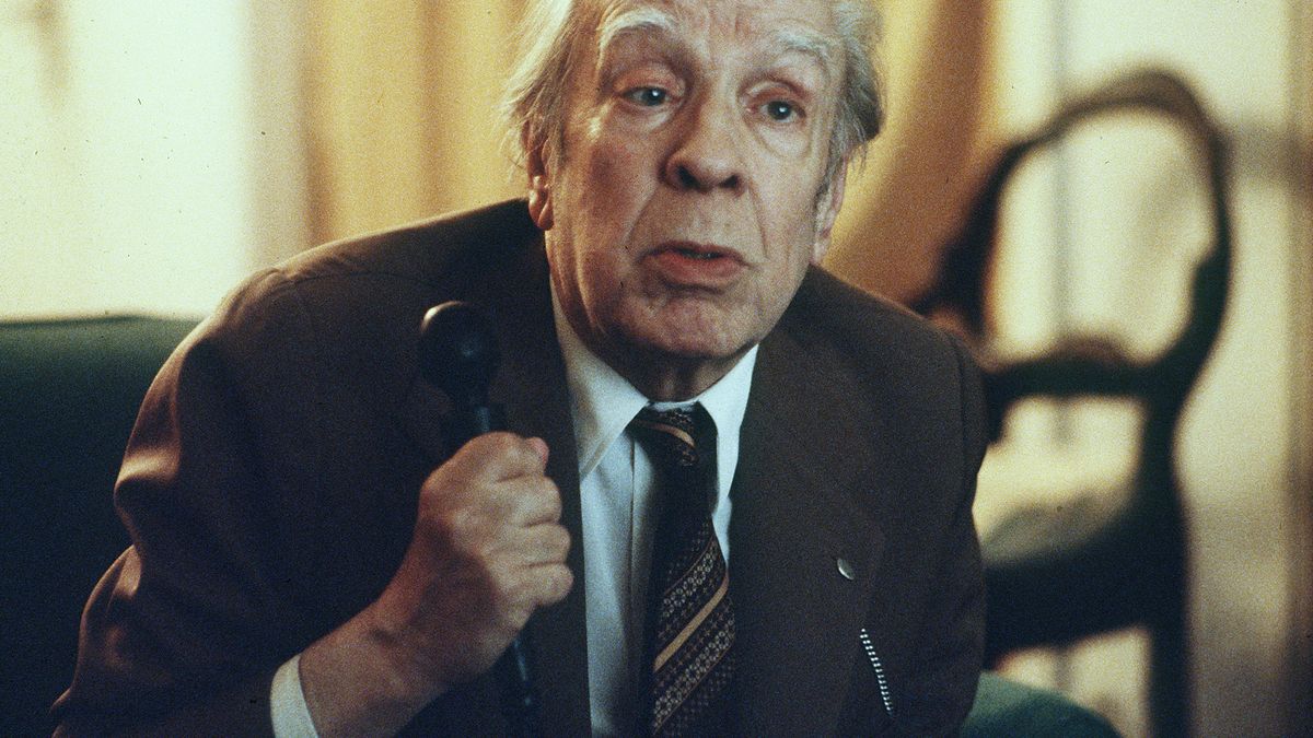 Borges, una vida dedicada a la literatura y a los libros