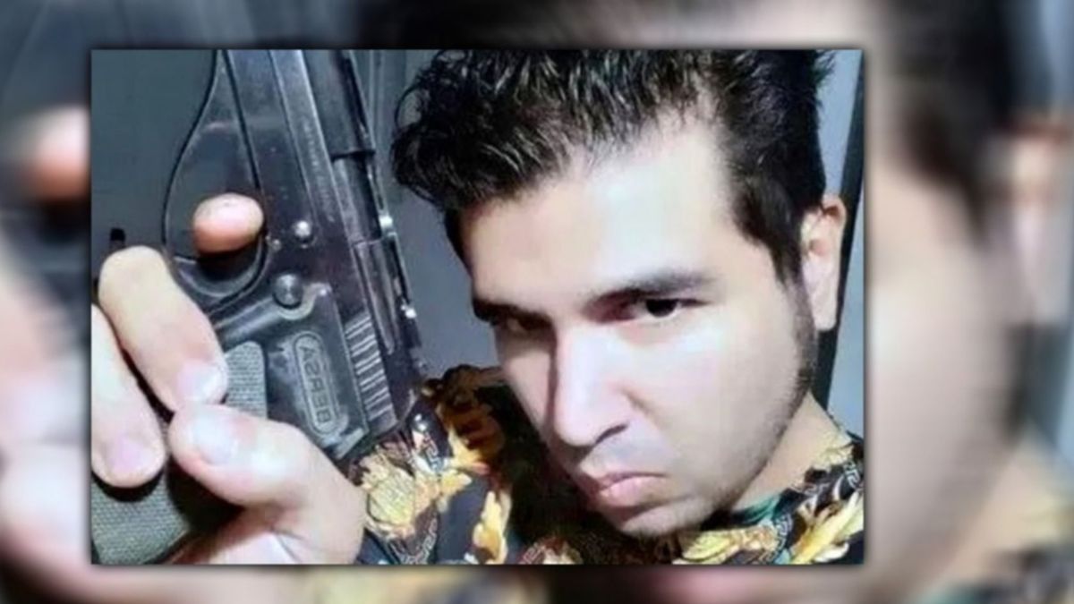 Sabag Montiel habría intentado recargar el arma tras fallar el disparo