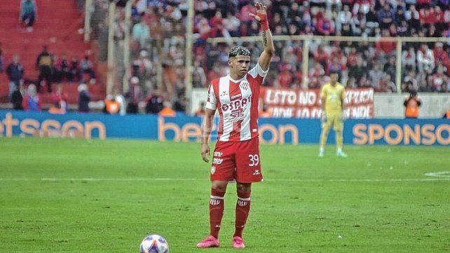 Unión: Fortaleza tendría en la mira a Imanol Machuca