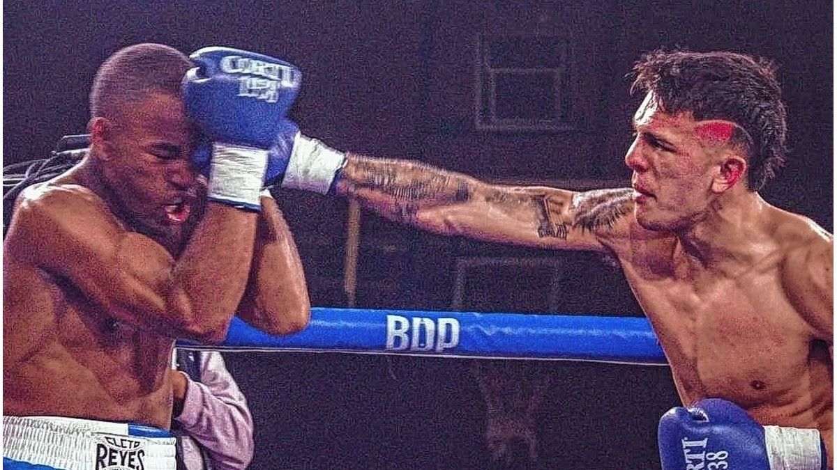 Alan Crenz vuelve con su poder de nocaut a Villa María