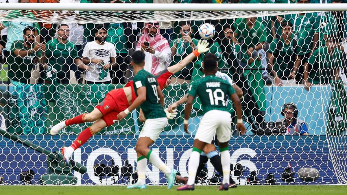 Emiliano Martínez: Messi nos va a sacar adelante