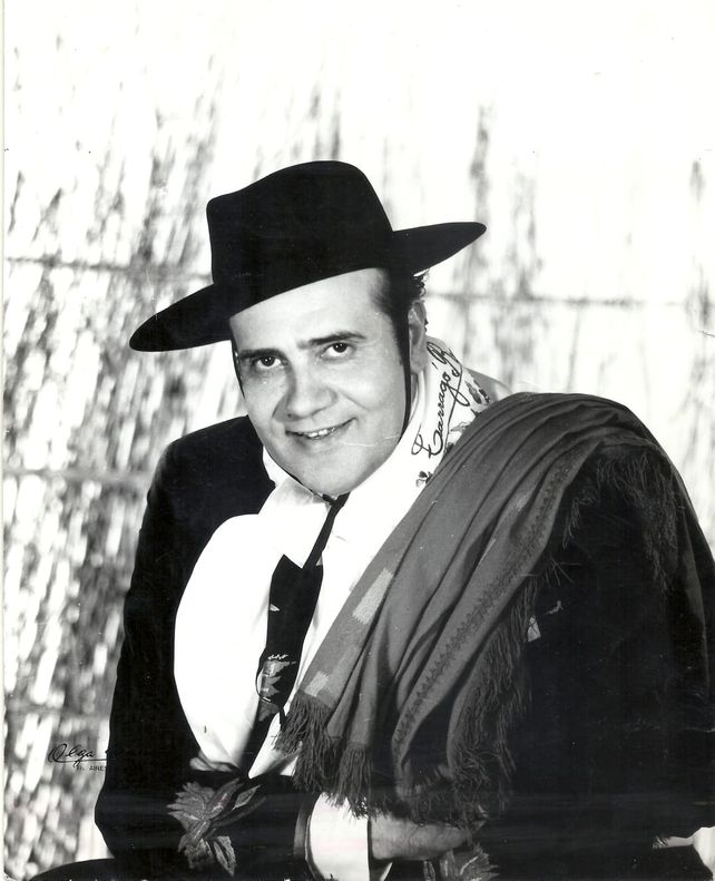 Tarragó Ros: homenaje en Radio Nacional Rosario Fontanarrosa