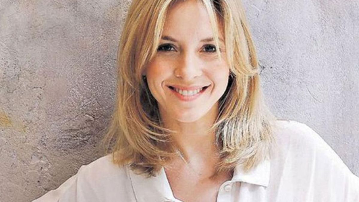 Carla Peterson hizo la presentación en sociedad de su cola