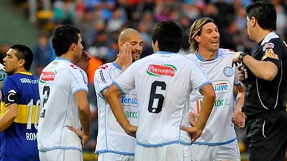 Un hincha denunció a Maglio por mala praxis