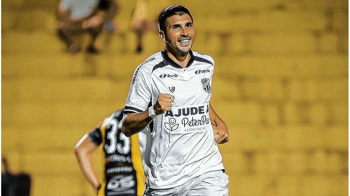 Colón inició contactos para intentar repatriar a Lucas Mugni