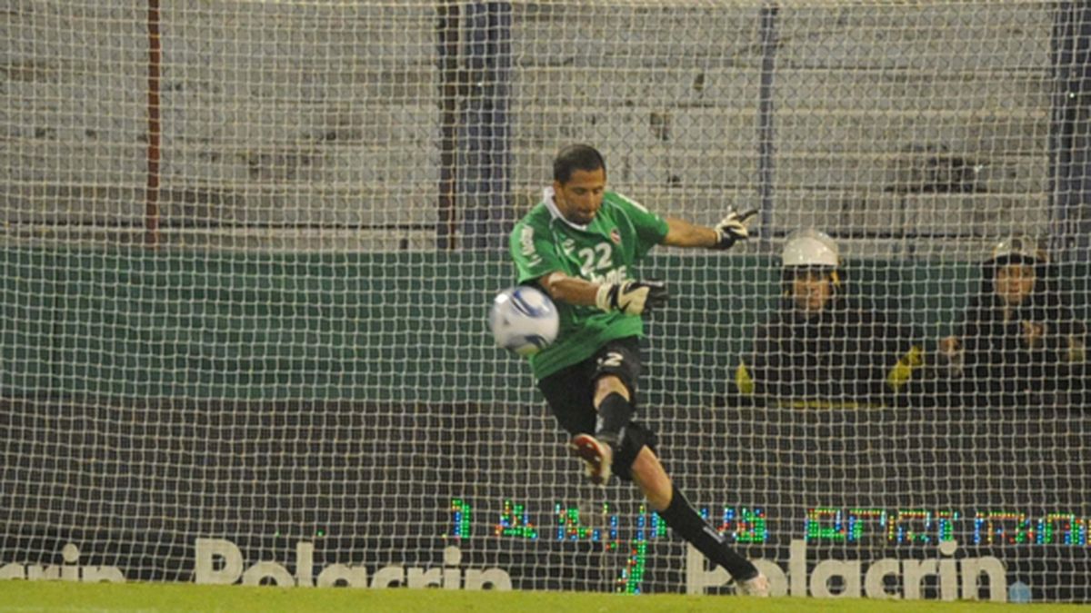 Newells: el nombre de Peratta vuelve a sonar en Boca