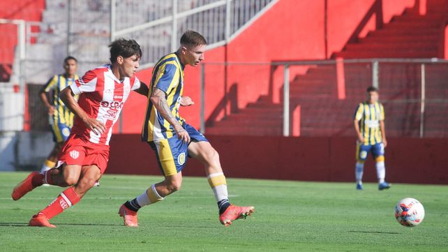 Central: Agustín Toledo tendrá su bautismo como titular
