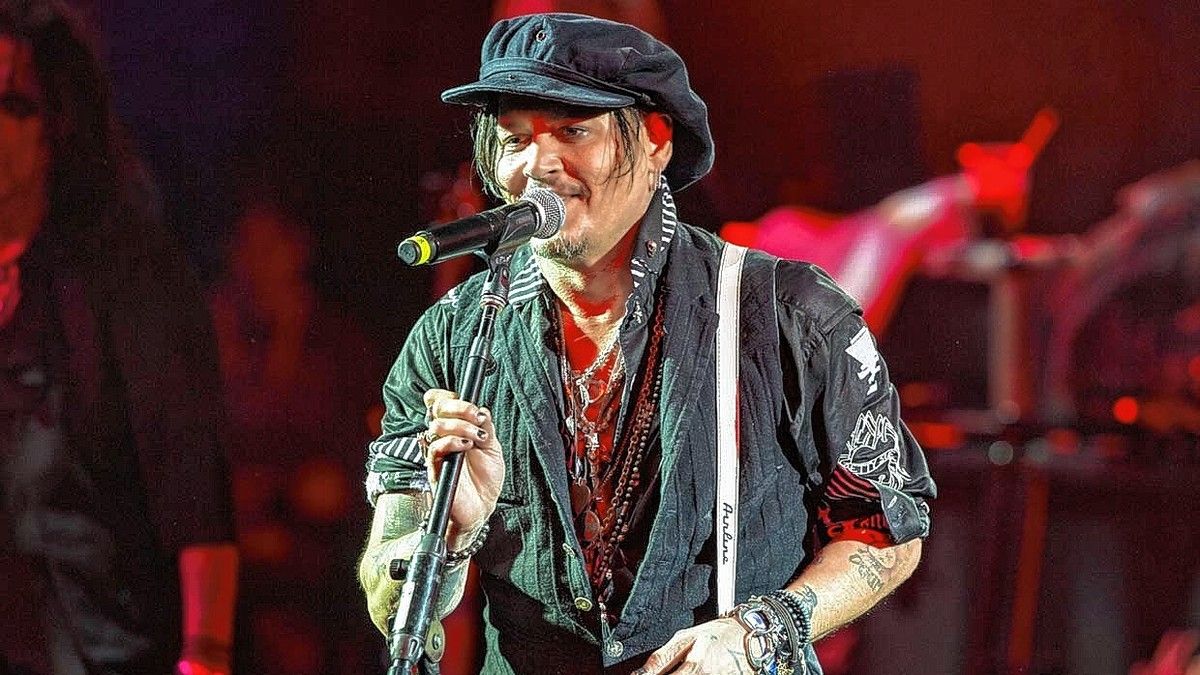 Johnny Depp recibirá 15 millones de dólares de su exmujer