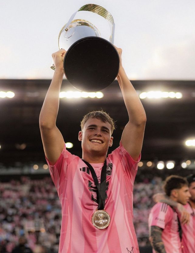 Mateo Silvetti, lejos de Newells alcanzó la gloria entre glorias en la ...