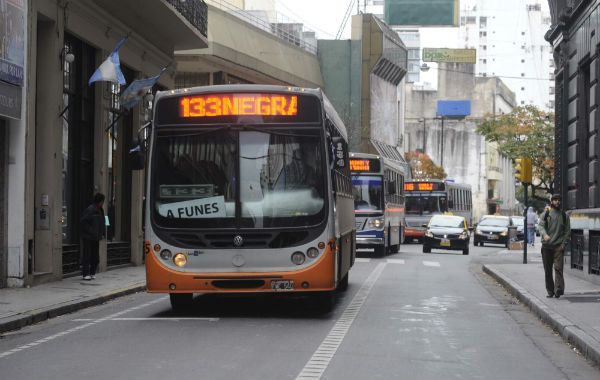 Los colectivos volverían a su ruta original fuera del horario de los ...