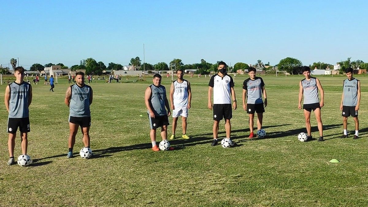 Cosmos FC retomó los entrenamientos en Las Achiras