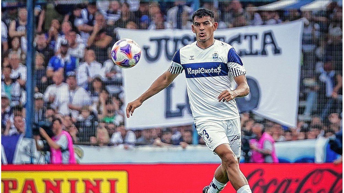 El primer refuerzo de Unión será el defensor Oscar Piris