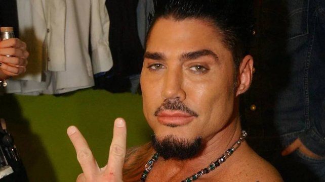 Llega la serie sobre Ricardo Fort: salió tráiler