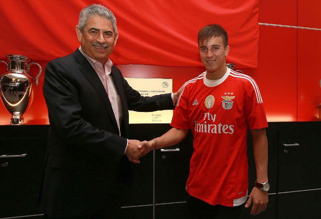 Cervi se incorporó a Benfica y sueña con hacer el mismo camino que Di María