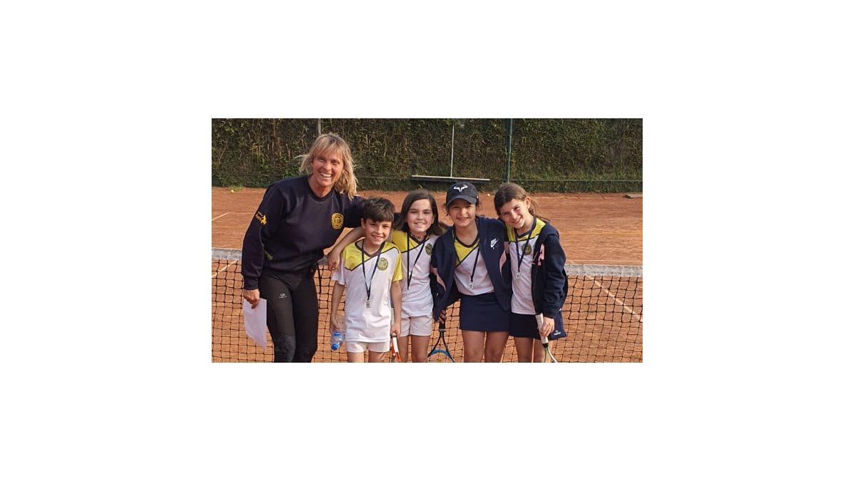 Gimnasia: encuentro de minitenis para festejar los 119 años