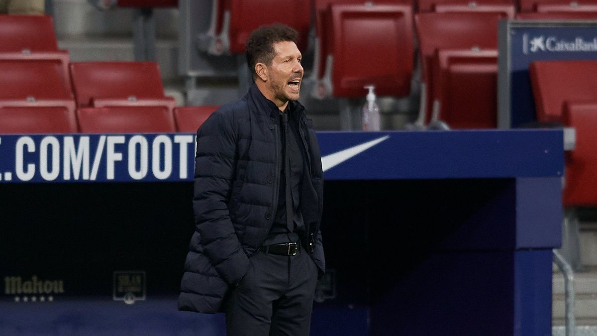 Diego Simeone le ganó el duelo a Lionel Messi