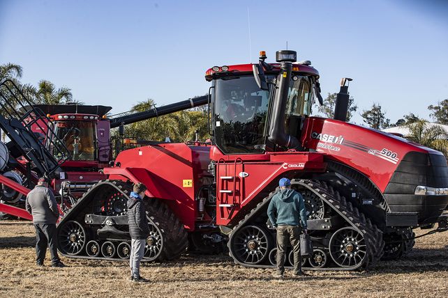 Productor cordobés se llevó el primer súper tractor con orugas de ...